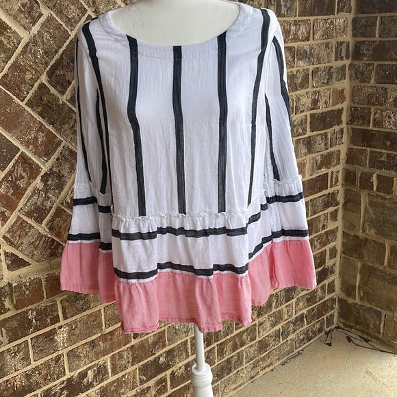 crown & ivy | Tops | Crown And Ivy Top | Poshmark
